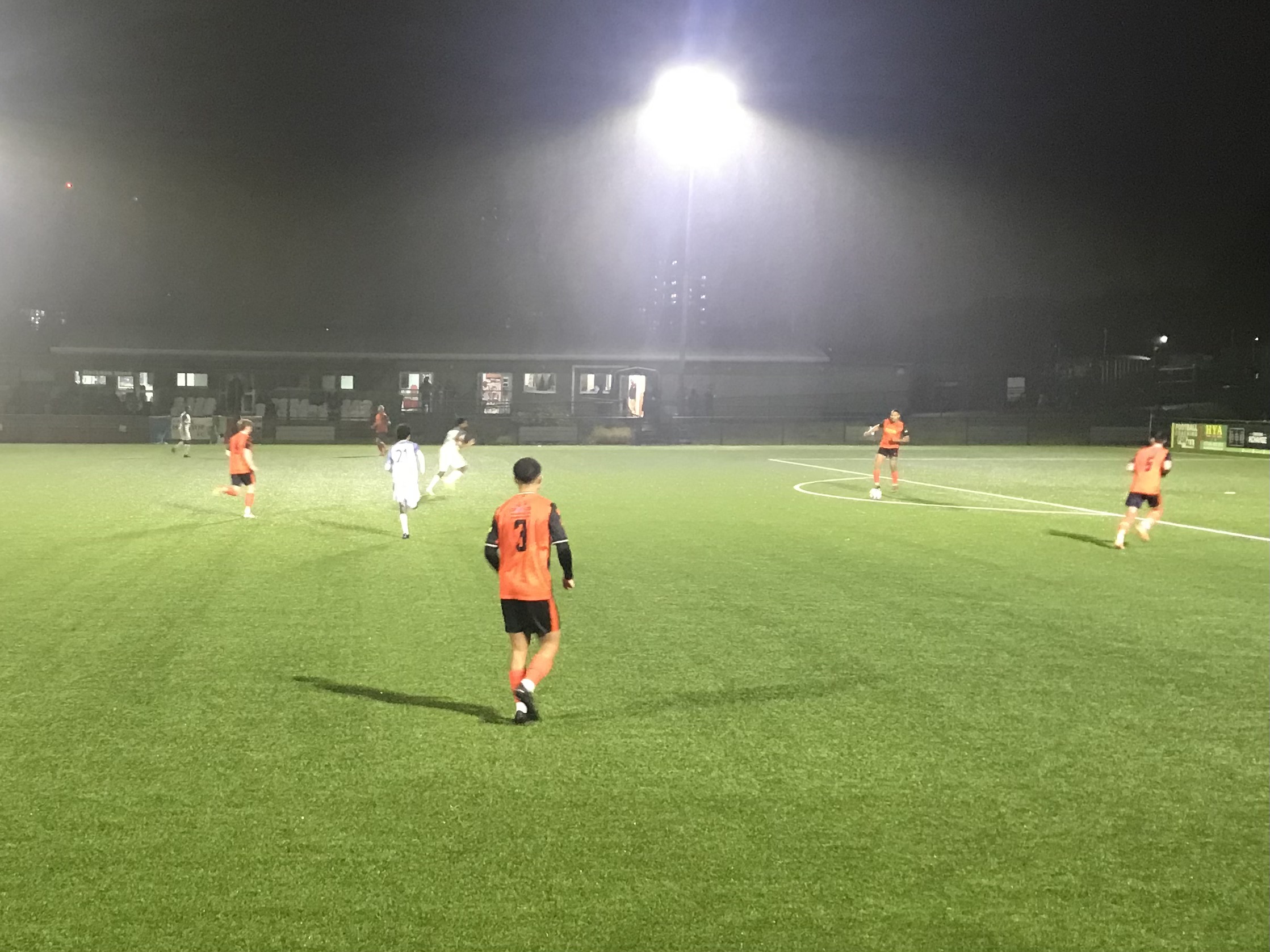 Hilltop FC 2-3 Wallingford & Crowmarsh FC: (My match report from Silver ...